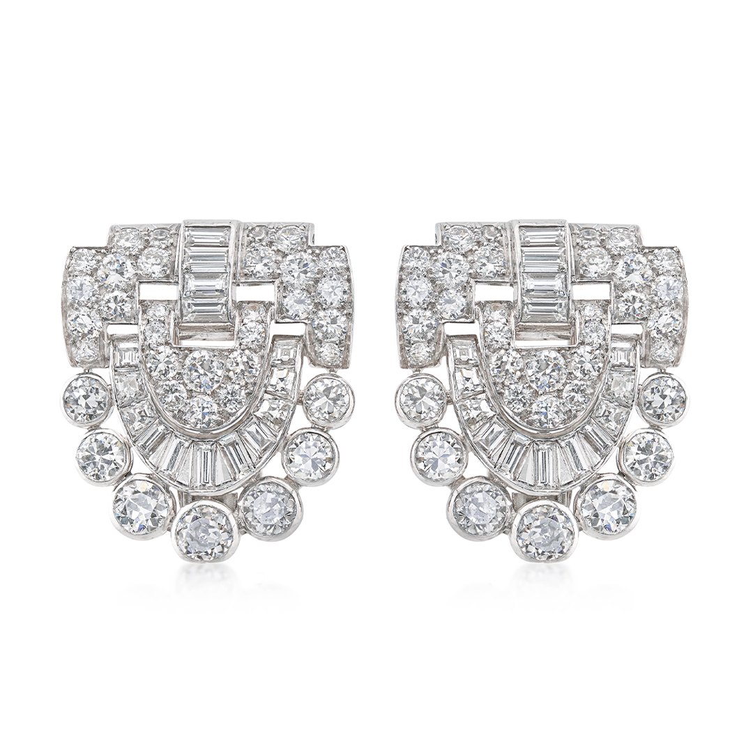 How to Wear Dress Clips